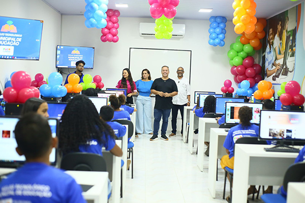 Fred Campos inaugura o primeiro Núcleo Tecnológico de Paço do Lumiar ...